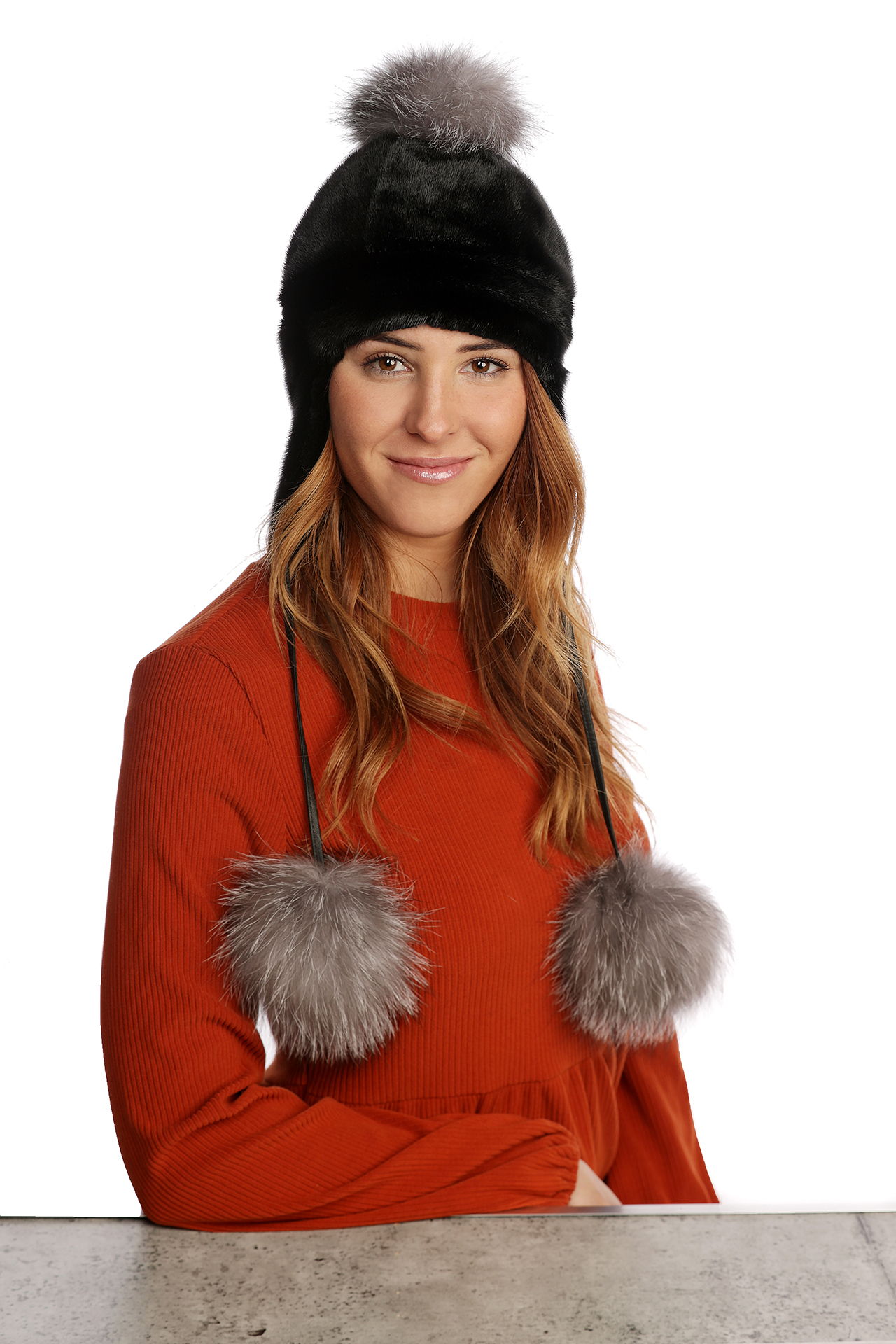 Toque black seal and silver fox fur | BILODEAU Canada
